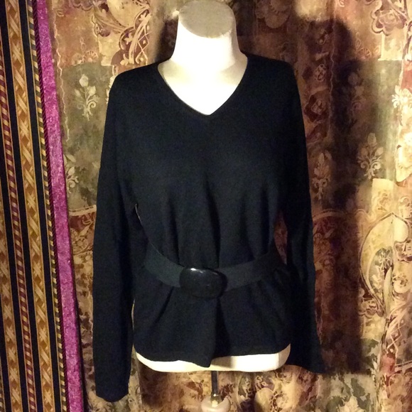 L.L. Bean | Sweaters | Vtg Ll Bean Black Vneck Sweater | Poshmark